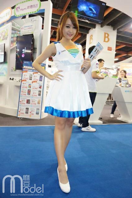 Even Wang Model網 - 一個連盲腸都有自介影片的Model網站