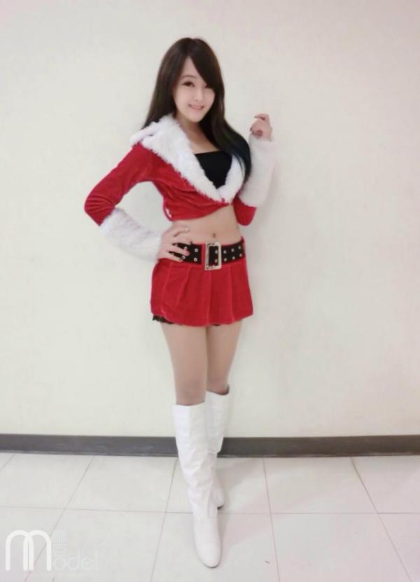 Even Wang Model網 - 一個連盲腸都有自介影片的Model網站