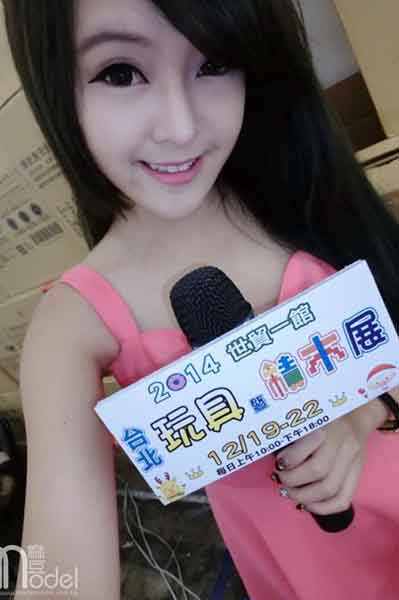 Even Wang Model網 - 一個連盲腸都有自介影片的Model網站