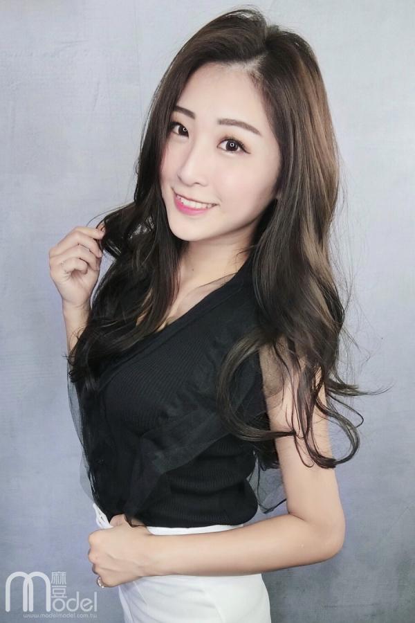 Sharon Model網 - 一個連盲腸都有自介影片的Model網站