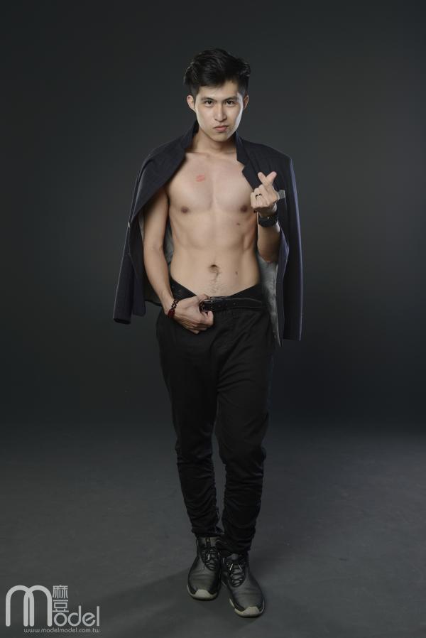 MJ Model網 - 一個連盲腸都有自介影片的Model網站