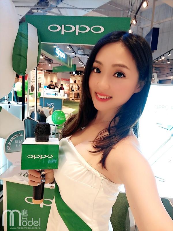 Moni Model網 - 一個連盲腸都有自介影片的Model網站