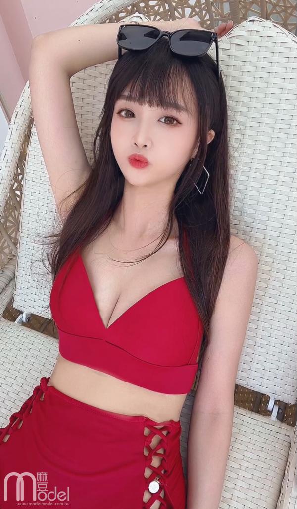 NiuNiu Model網 - 一個連盲腸都有自介影片的Model網站