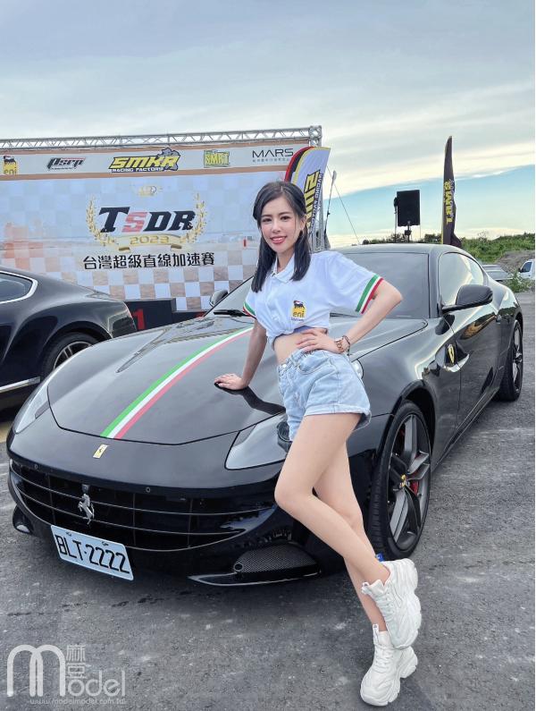 Elaine Model網 - 一個連盲腸都有自介影片的Model網站